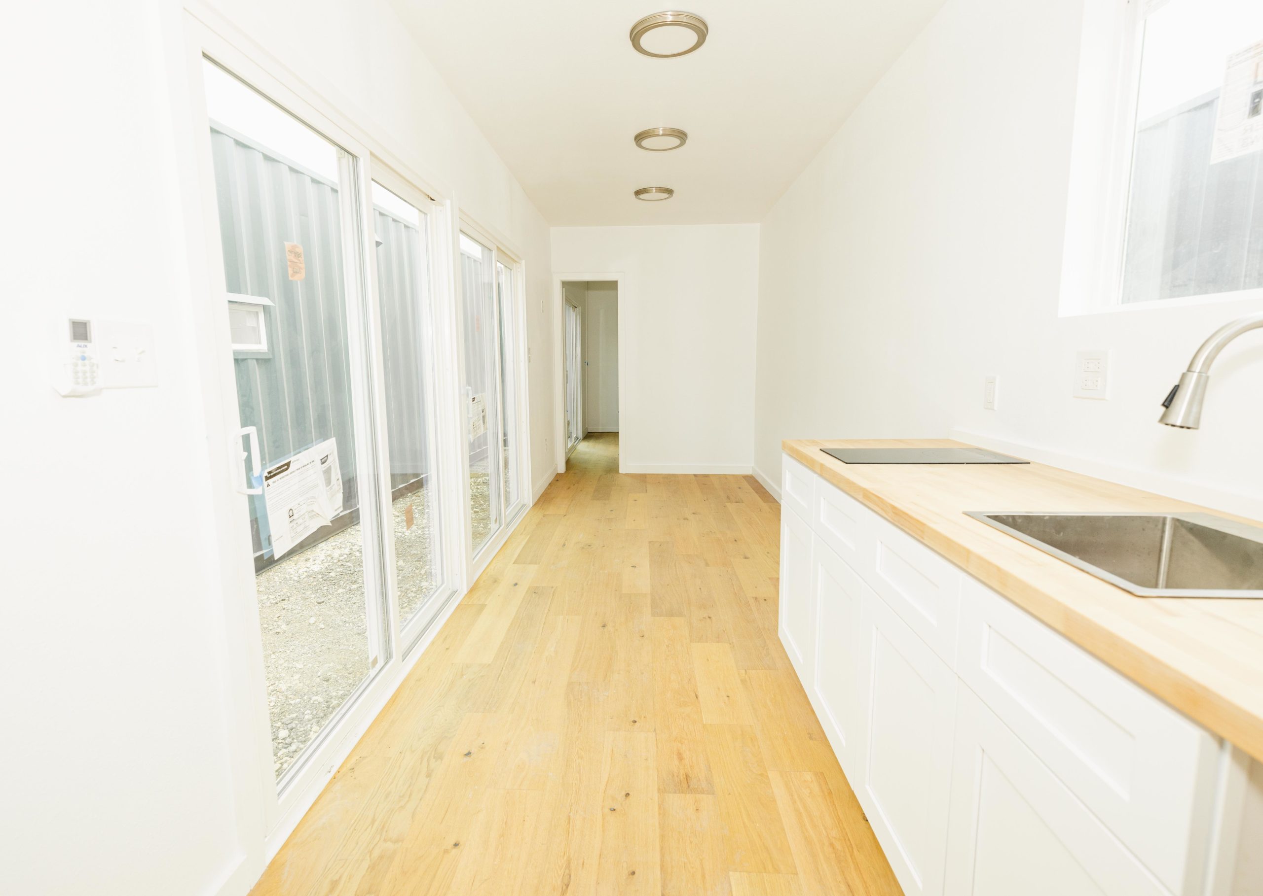 The Alpine Model - Australia Coastal Containers